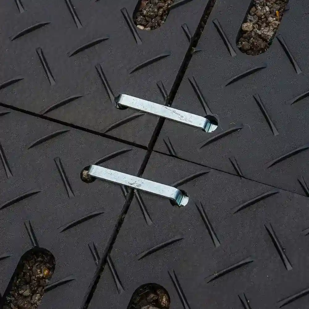 2-Way Connector - Ground Protection Mat | Rubber Matting Online